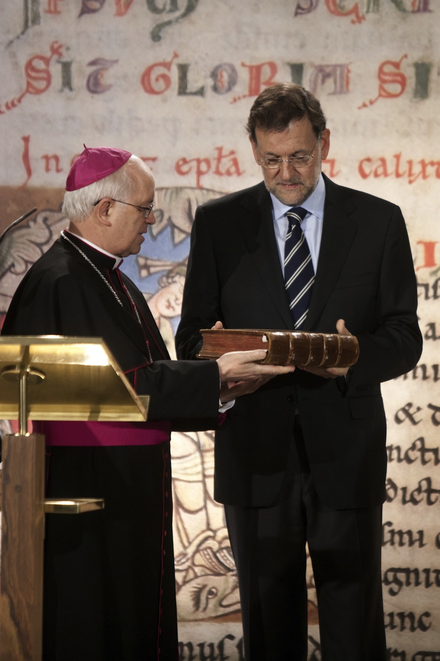 El Códice Calixtino regresa a la Catedral de Santiago - Segoviaudaz.es