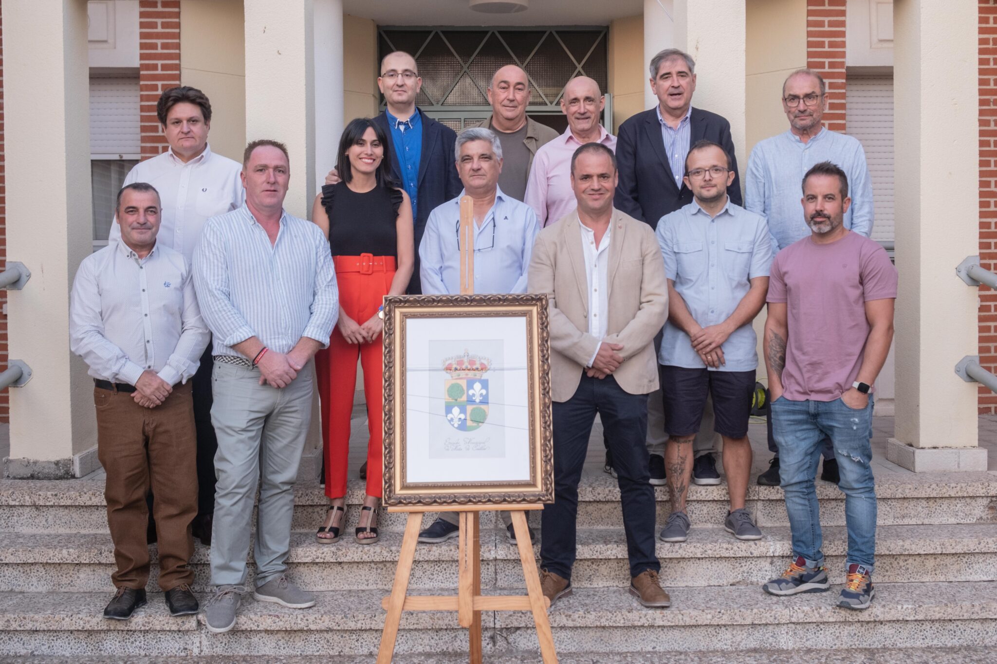 Un pueblo de Segovia estrena escudo y bandera - Segoviaudaz.es