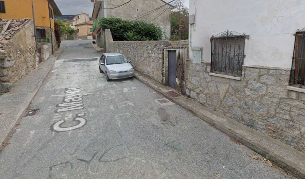 Un varón resulta herido tras el derrumbe de un muro en Otero de ...